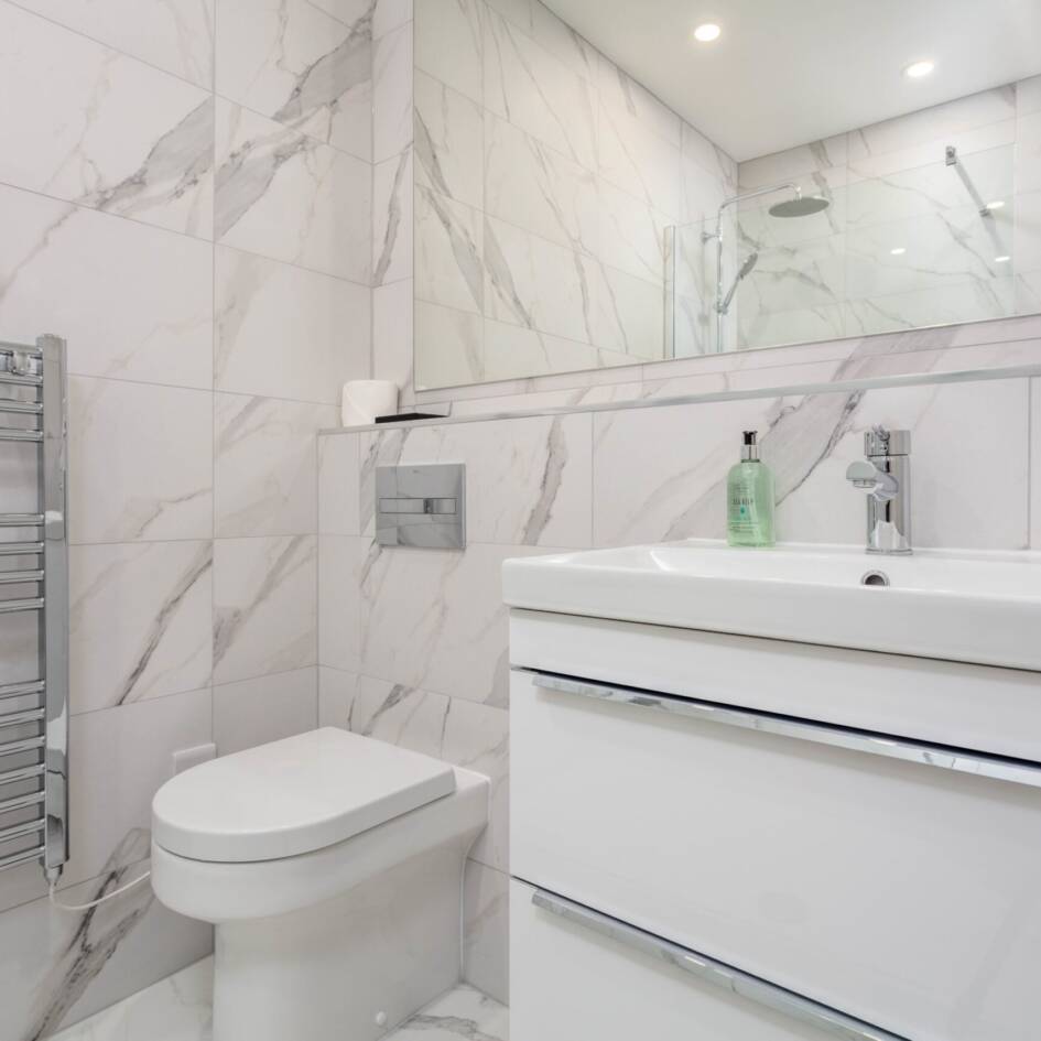 Book Direct With Donnini | Donnini Apartments
