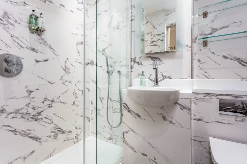 Book Direct With Donnini | Donnini Apartments